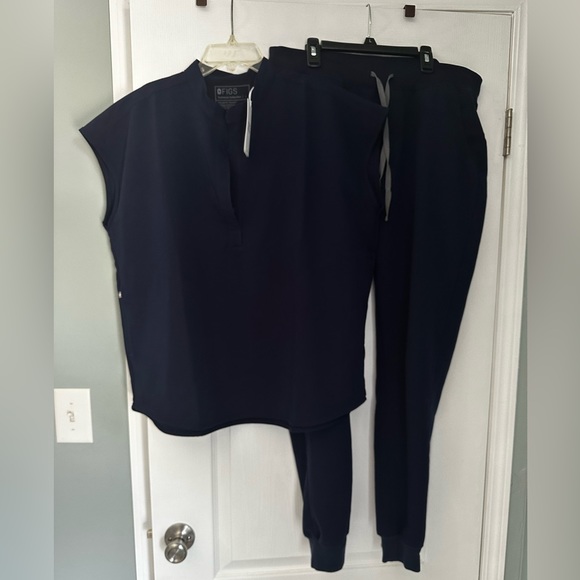 Figs | Tops | Navy Figs Set Large Nwt Rafaela Top Ltall Joggers Worn A ...